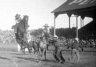 Ralph R. Doubleday: Rodeo Photographer - National Cowboy & Western ...