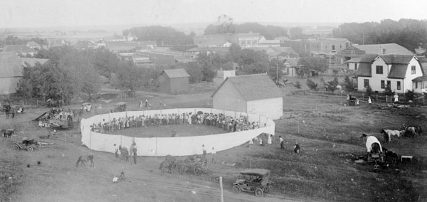 Early Rodeos in the Extreme Sports Tradition - National Cowboy ...